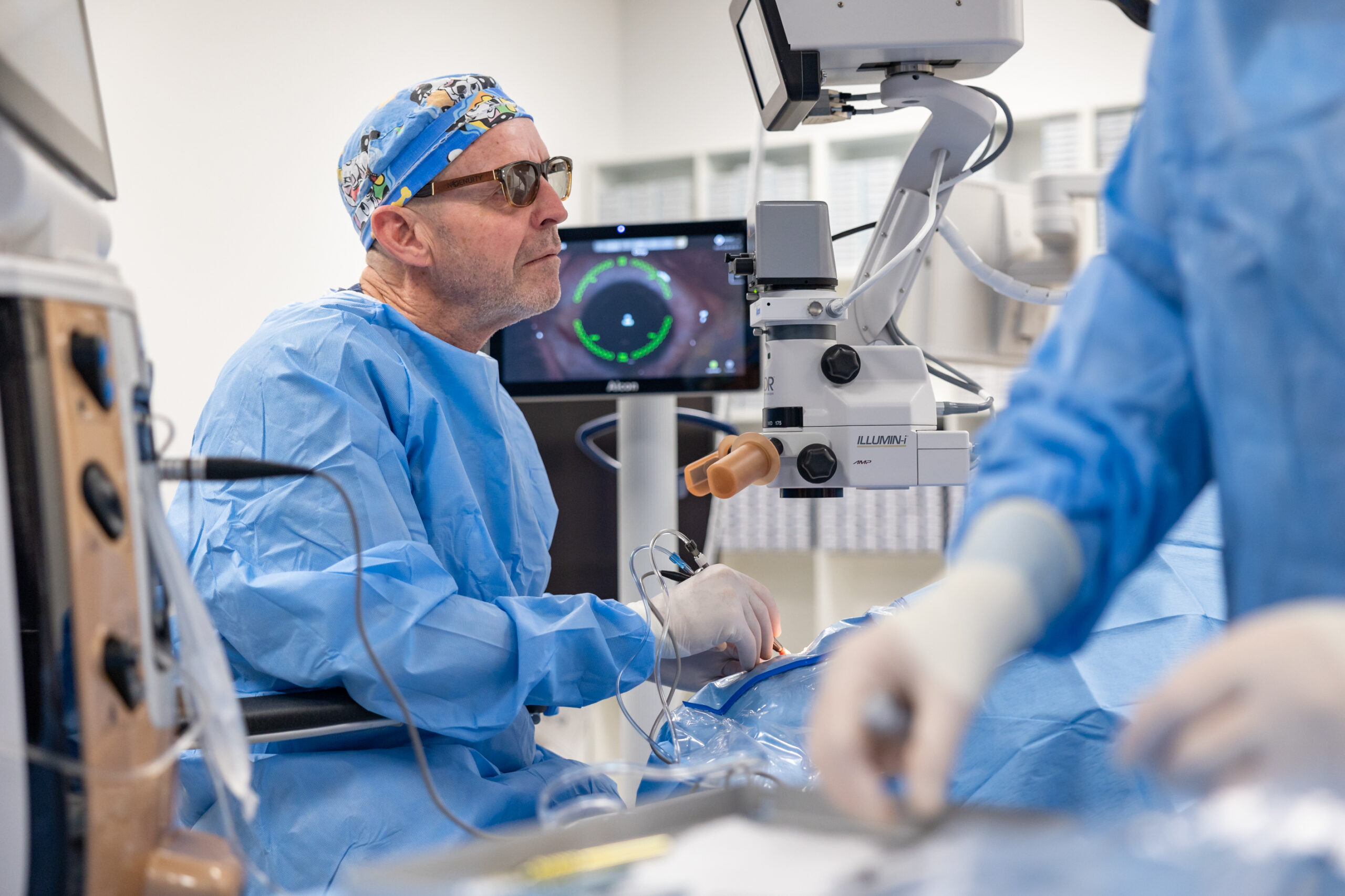 Det mikroskopiske implantatet som behandler glaukom! - Ifocus Øyeklinikk